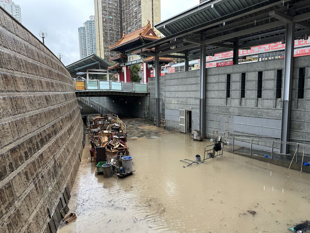 Fresh floods hit Wong Tai Sin and Quarry Bay
