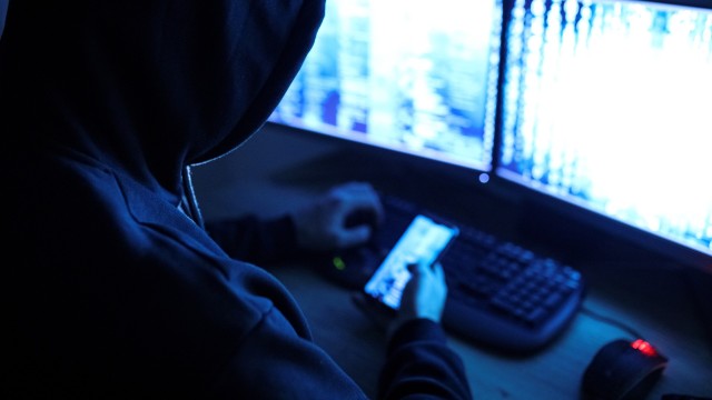 Scammers pose as Bank of China (Hong Kong) in SMS fraud; victims lose ...