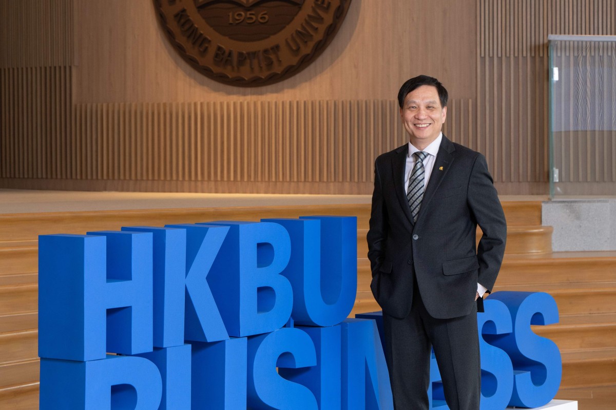HKBU Business School Dean receives top global honor in information systems