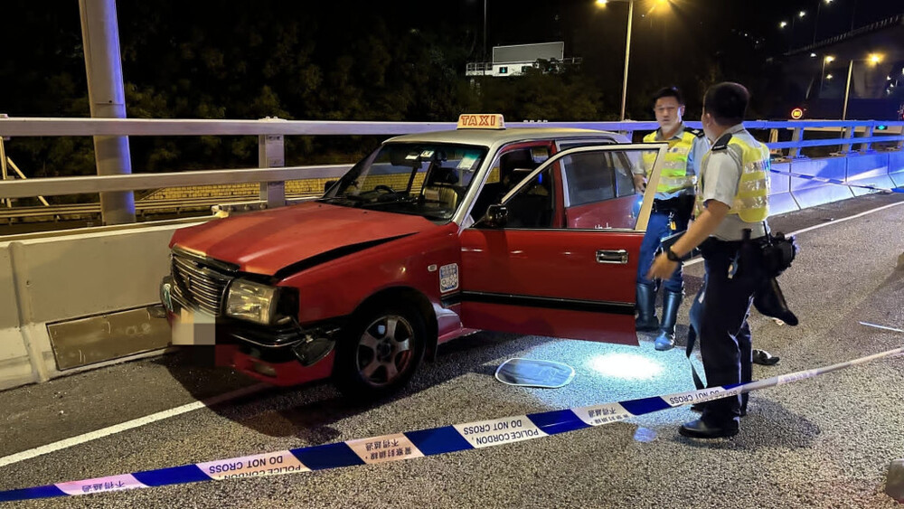 Taxi driver, 72, passes out and dies after exiting Cheung Tsing Tunnel