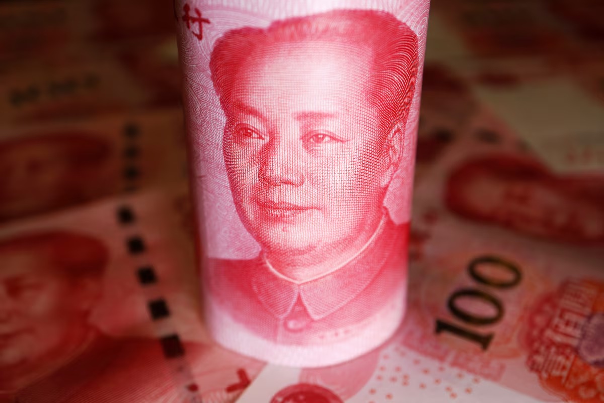Yuan hovers near three-year high ahead of Trump-Xi summit