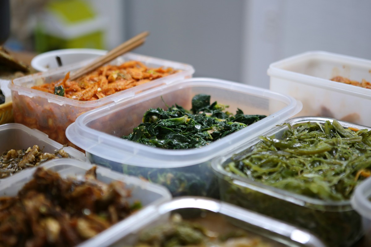 High humidity in your fridge is spoiling your food: A simple ...