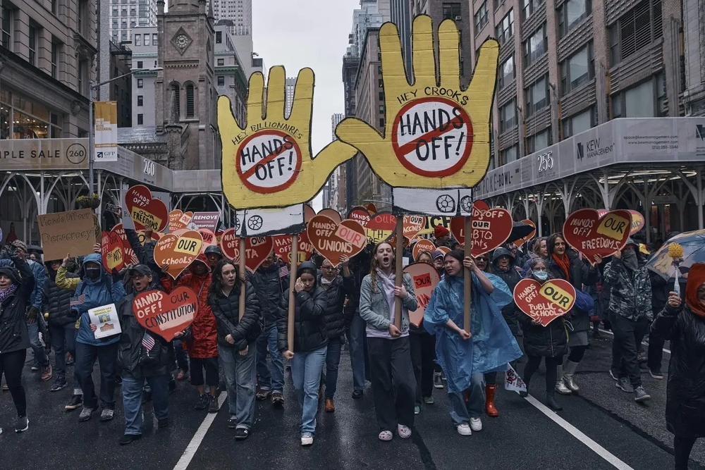 Angry protesters worldwide assail Trump and Musk in 'Hands Off!' rallies