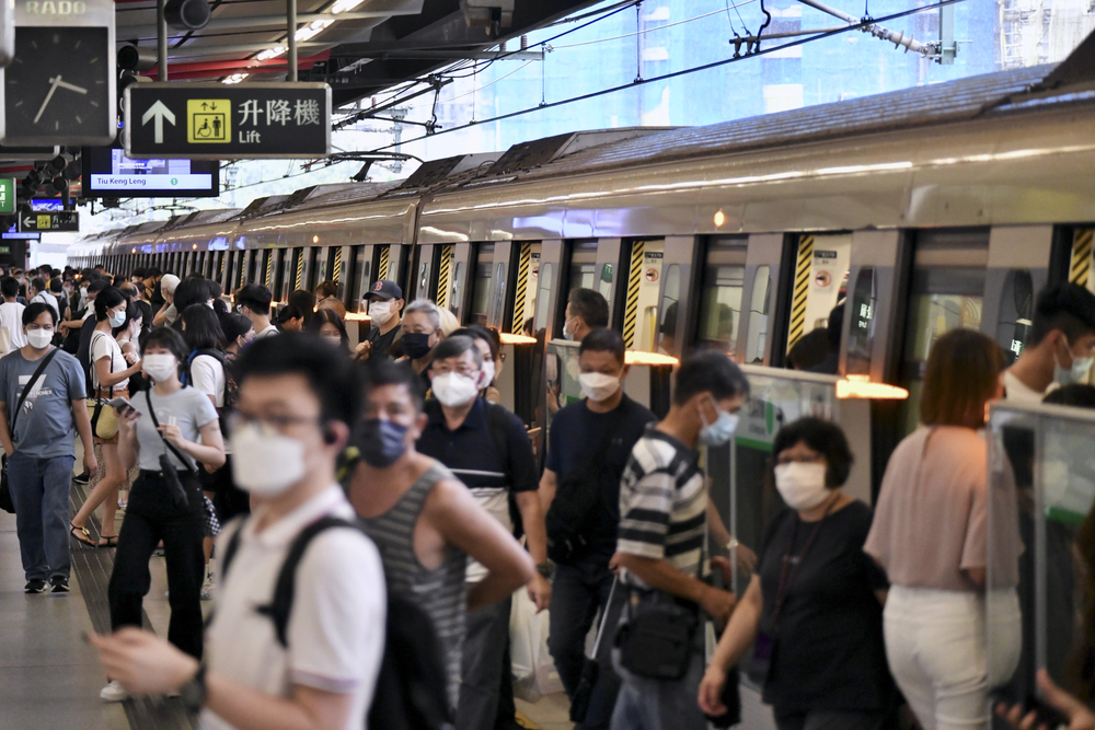 MTR wait times shortened as weekend throngs grow