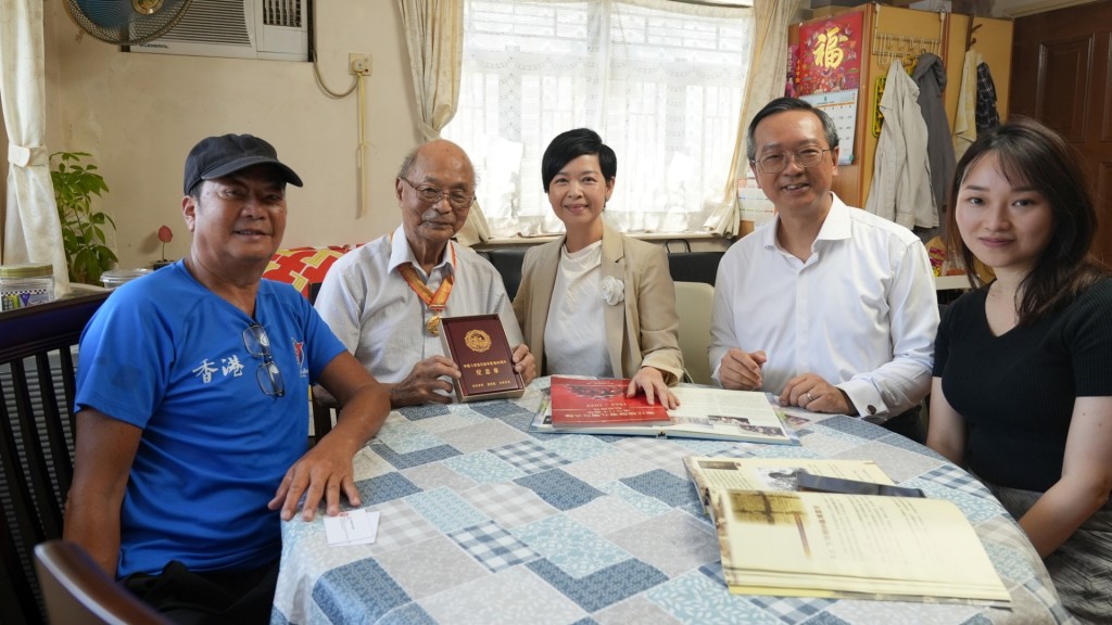 Winnie Ho brings forward stories of 'little messengers' from the War of ...