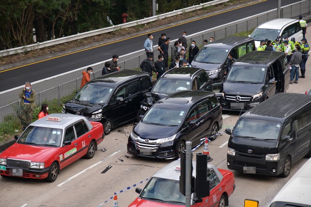 Merc driver nabbed after high-speed smash-up
