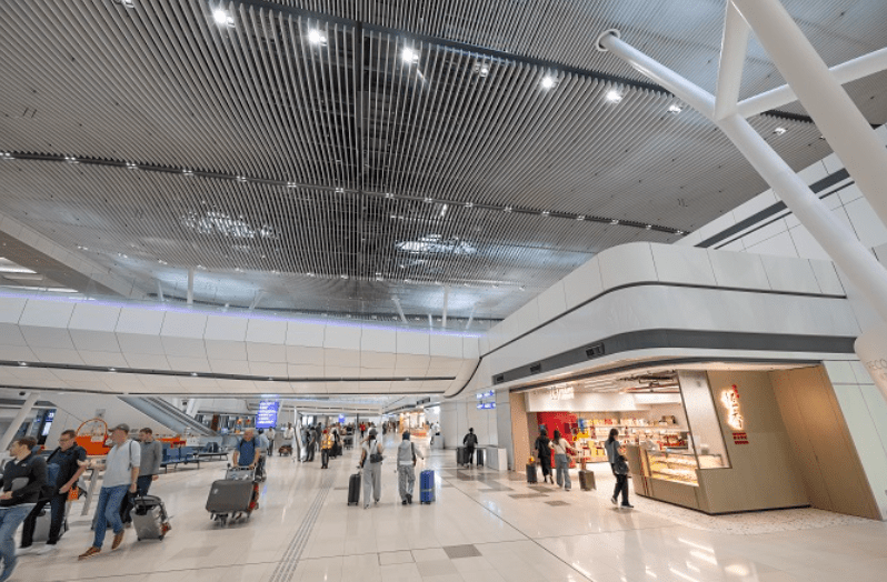 HK Airport's T2 coach lounge operates smoothly on first day during T8 ...