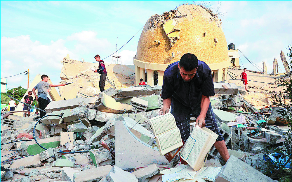 Bracing for 'long and difficult war'