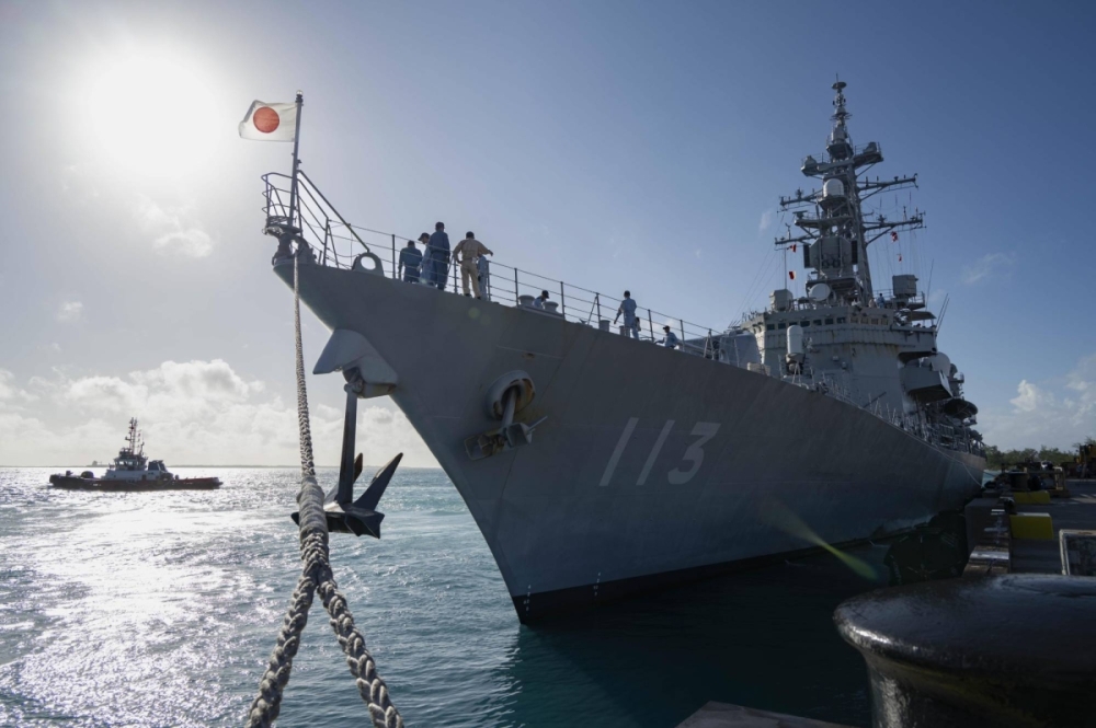 Japan destroyer passes through Taiwan Strait for first time, newspaper ...