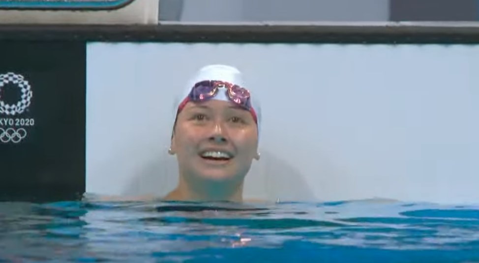 Siobhan Haughey stamps her class becoming double Olympic medalist, sets ...