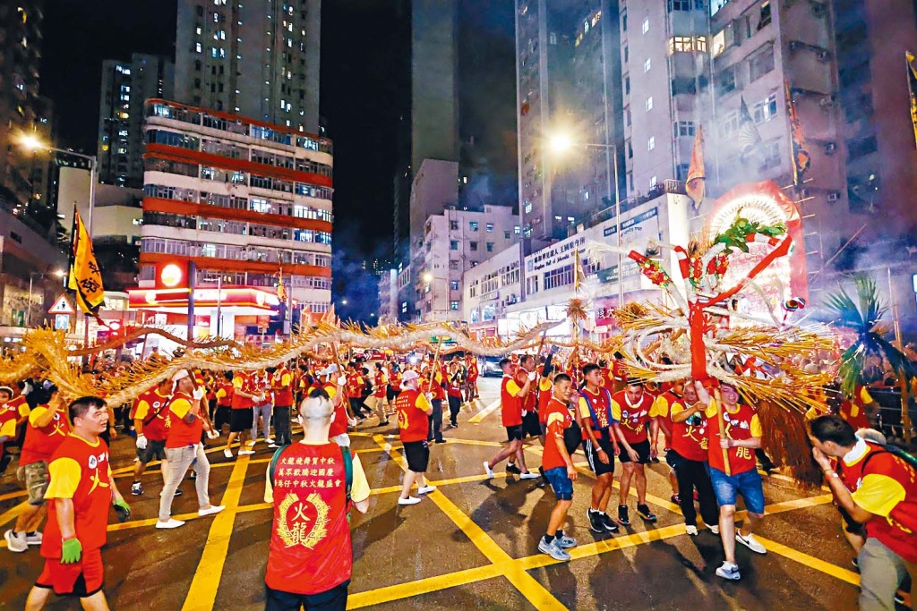 MTR services to operate overnight for Mid-Autumn Festival