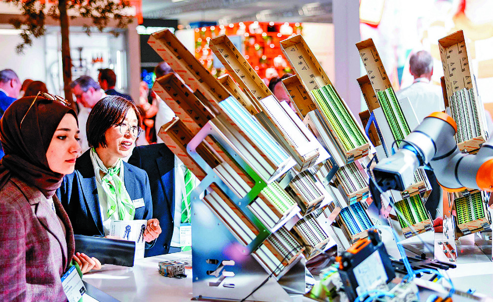 AI maneuvers to bridge skills gap