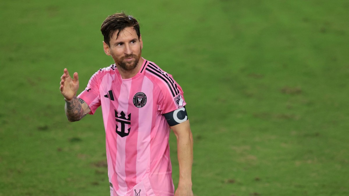 Messi extends Inter Miami contract to 2028