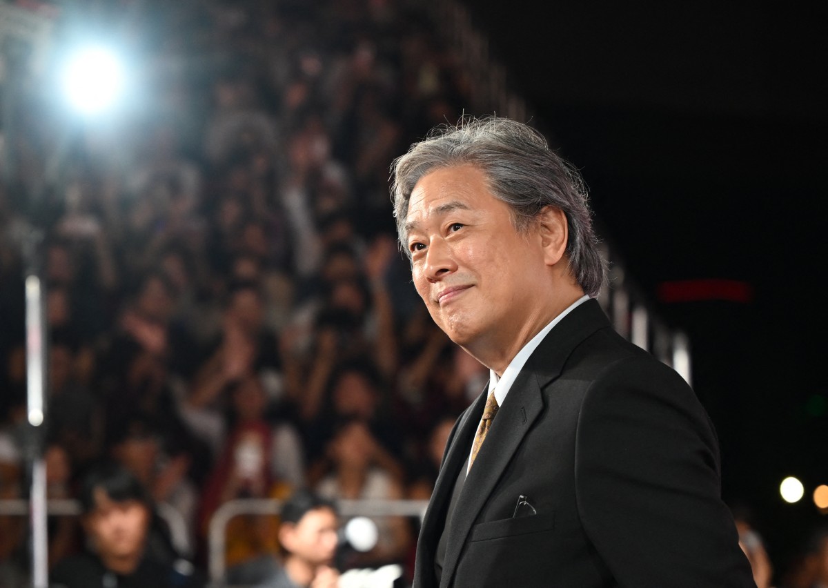 Park Chan-wook's murder comedy opens Asia's biggest film festival