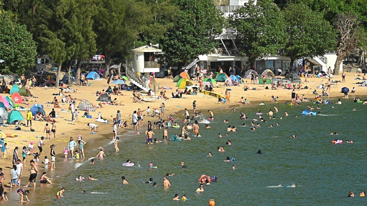Elderly woman dies after suspected drowning at Deep Water Bay Beach