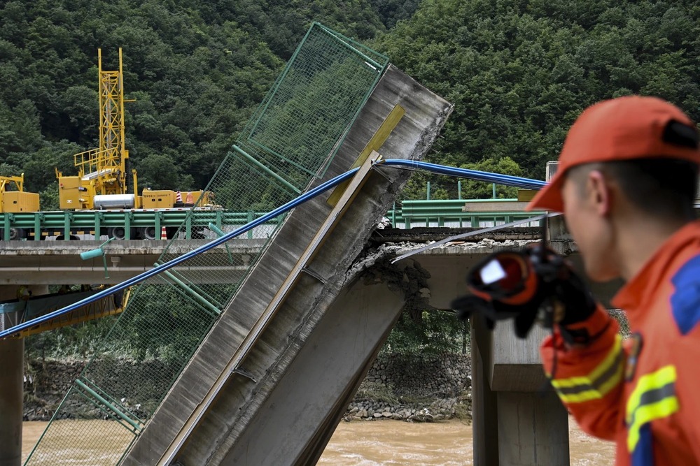 Death toll from bridge collapse in China’s Shaanxi province raised to ...