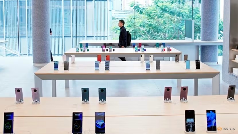 China's Huawei to launch 'milestone' smartphone with homegrown OS