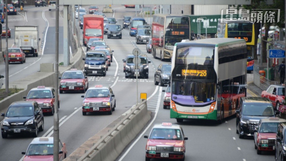Transport official hints no plan to change Hong Kong’s left-hand traffic