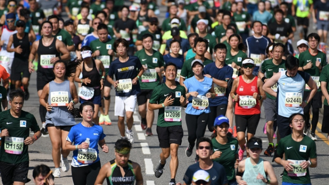 Hong Kong Marathon scraps Covid test requirement, brings back cheering ...