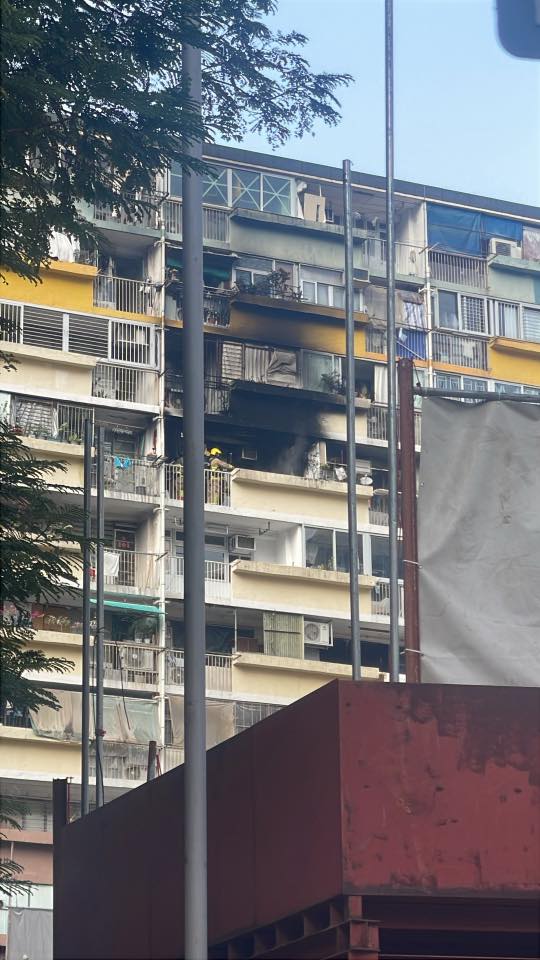 Fire in Shau Kei Wan flat sends up thick black smoke