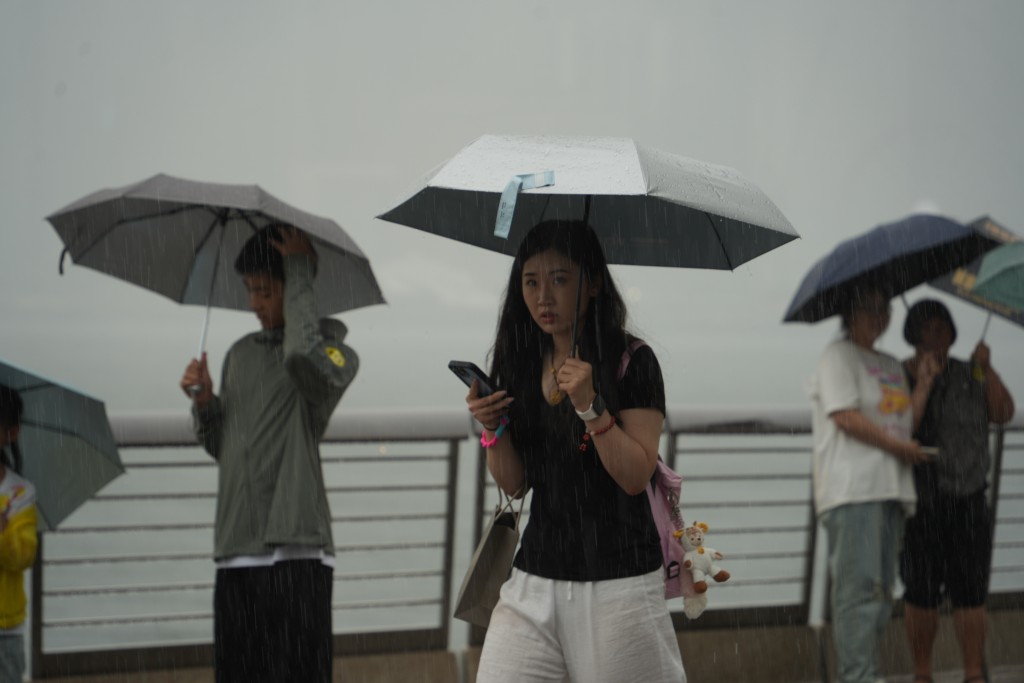 HK to see six days of rain starting tomorrow, with cooling northeast ...