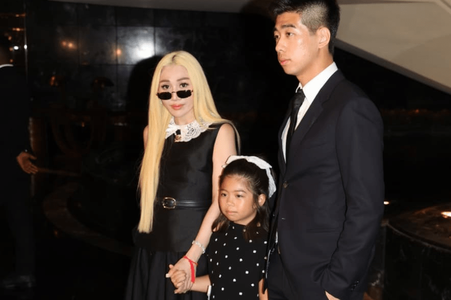 Political and business elite bid farewell to late Stanley Ho’s daughter ...