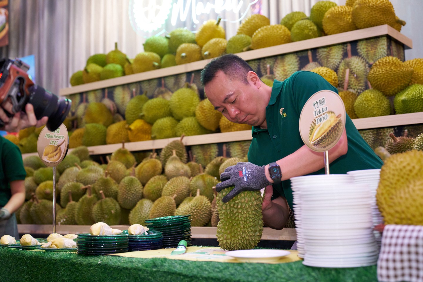 A golden summer for durian lovers at The Mira
