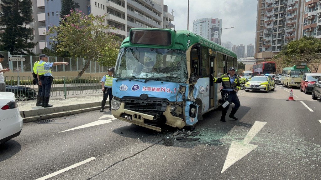 Eight injured in three-vehicle collision in Sha Tin