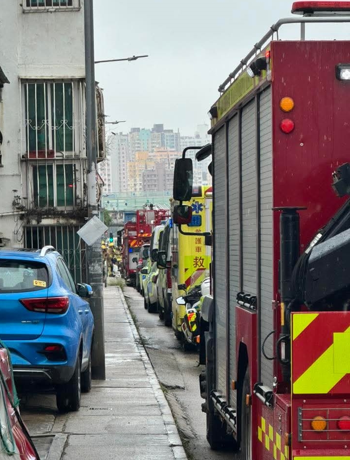 Head-on crash in Yuen Long sees Mercedes overturned, probe into ...