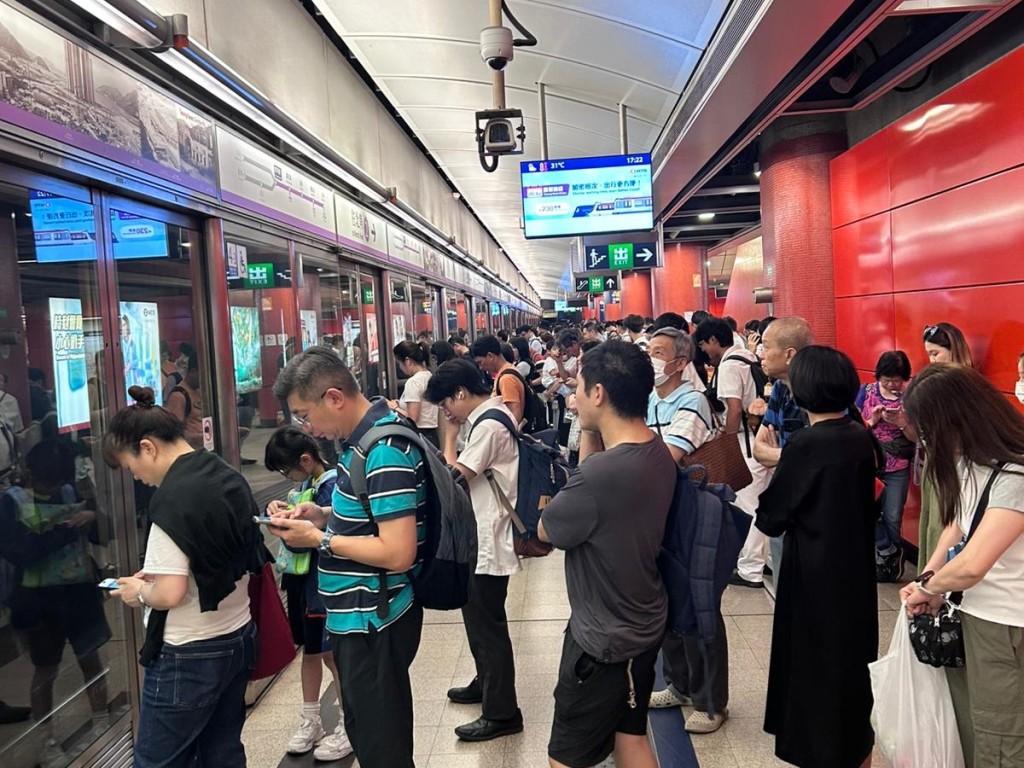 MTR breakdown causes rush-hour chaos, faces $18m fine