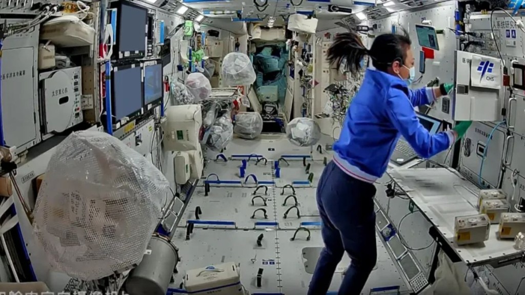 HK astronaut's 'puffy face' on Tiangong space station draws attention