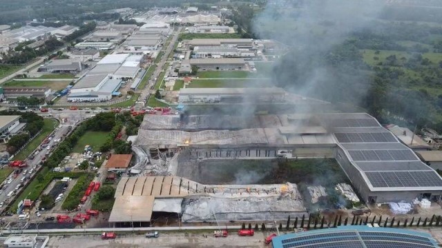 8 killed, 26 injured as paper factory burns in Thailand